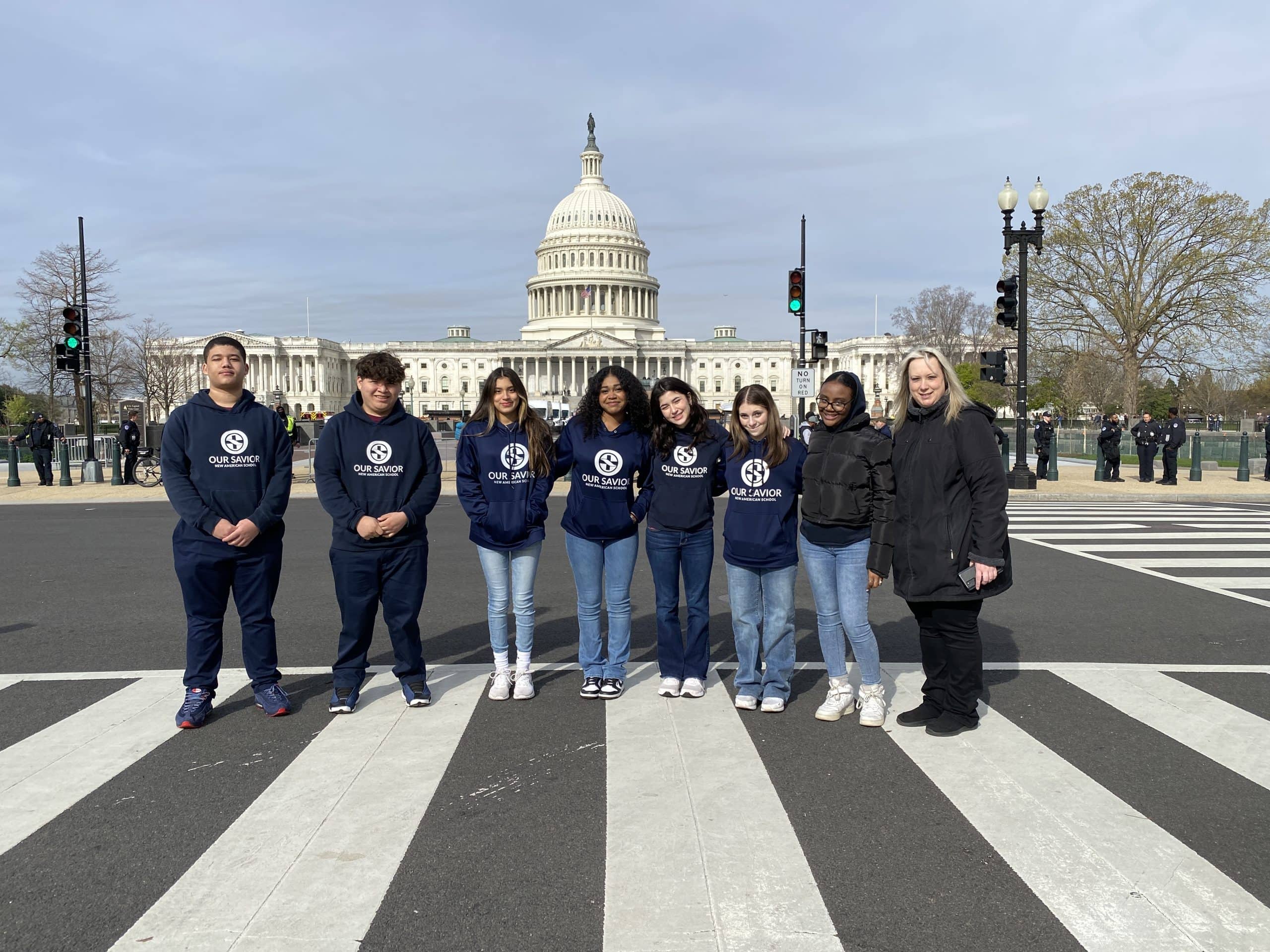 OSNAS Ninth Graders Visit Capitol – Our Savior New American School