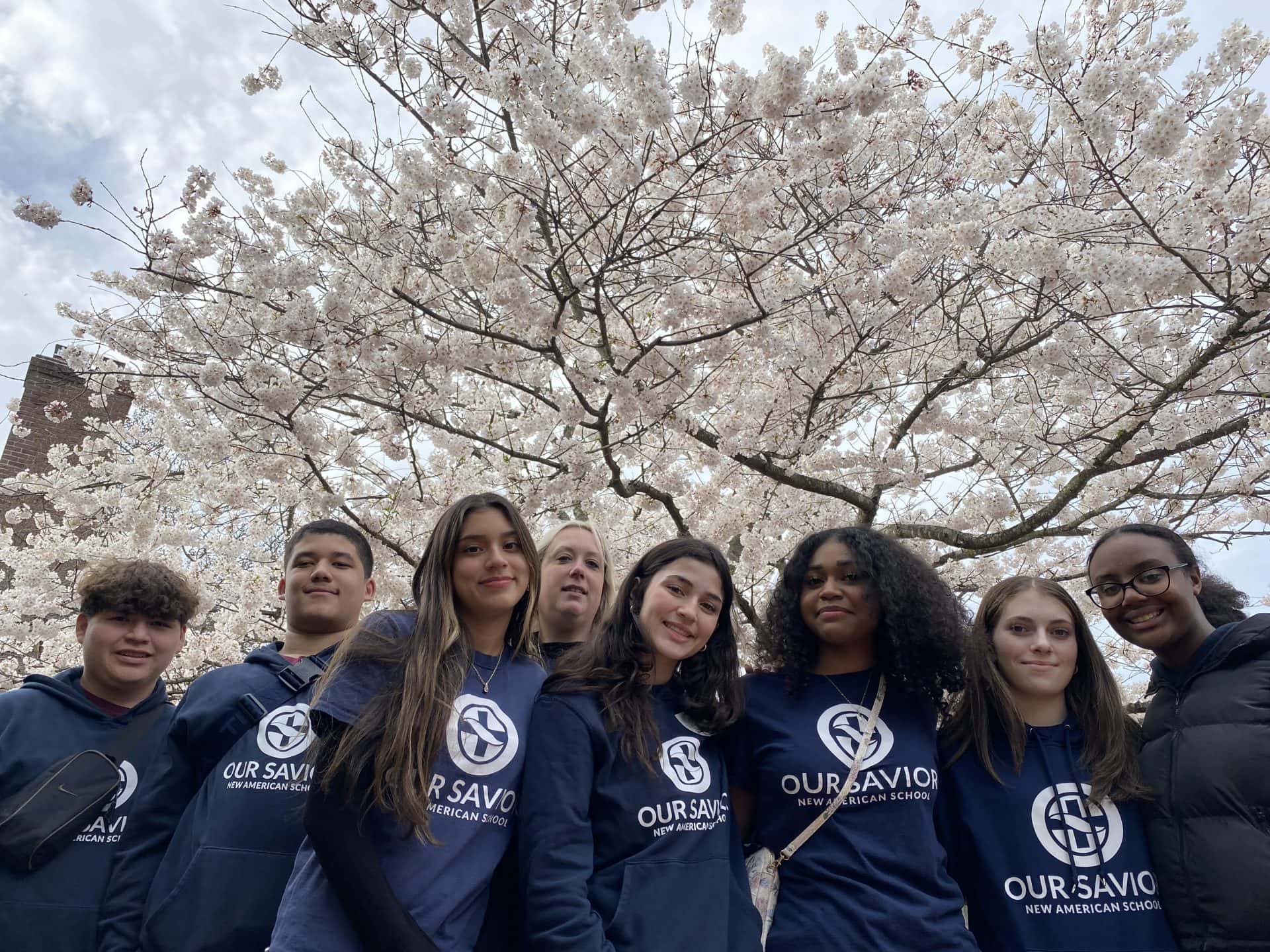 OSNAS Ninth Graders Visit Capitol – Our Savior New American School