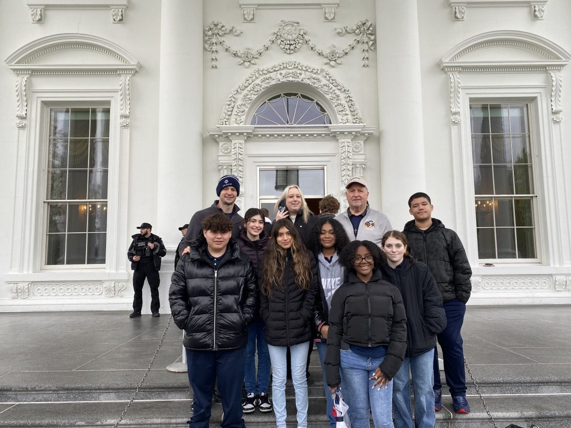 OSNAS Ninth Graders Visit Capitol – Our Savior New American School